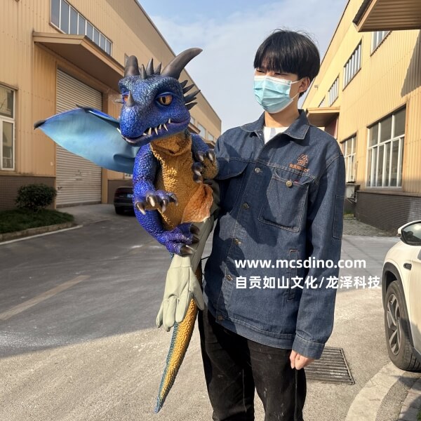 Blue Dragon Puppet Snorting Smoke Effect-BB107
