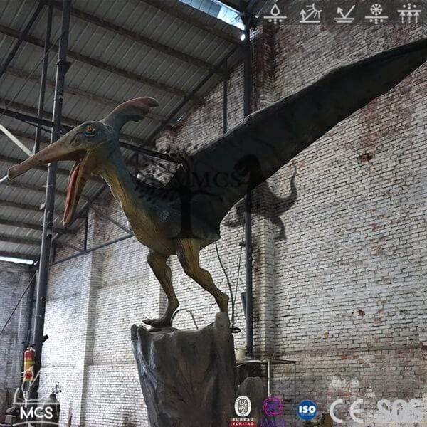Animatronic Pteranodon Perched On Tree Model Pterosaur Statue-MCSP012