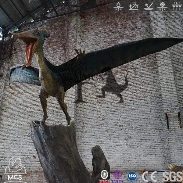 Animatronic Pteranodon Perched On Tree Model Pterosaur Statue-MCSP012