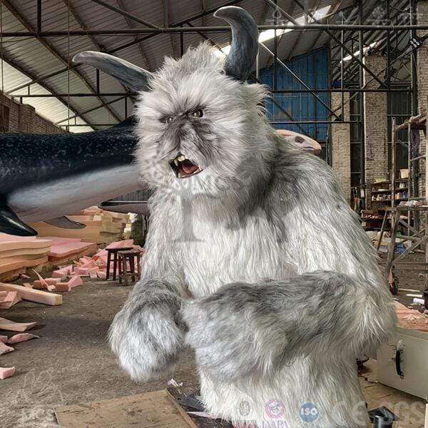 Realistic Snow Monster Animatronic Yeti Model-CUS025