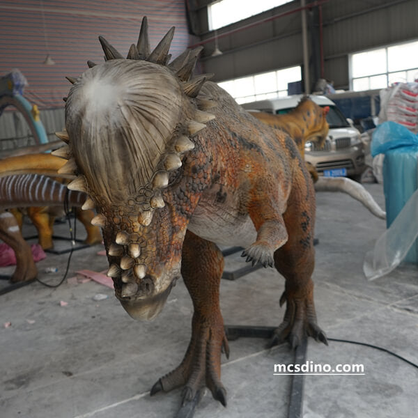 MCSP001C-Animatronic Pachycephalosaurus Attack Each Other