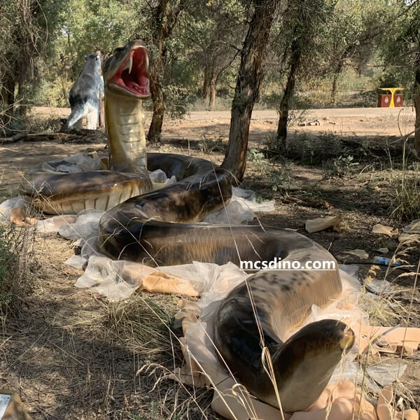 Titanoboa Sculpture Prehistoric Giant Snake-MCST011